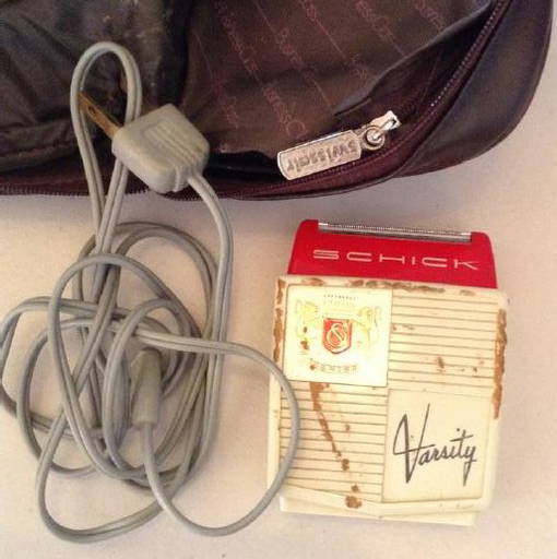 Vintage Schick Electric Razor