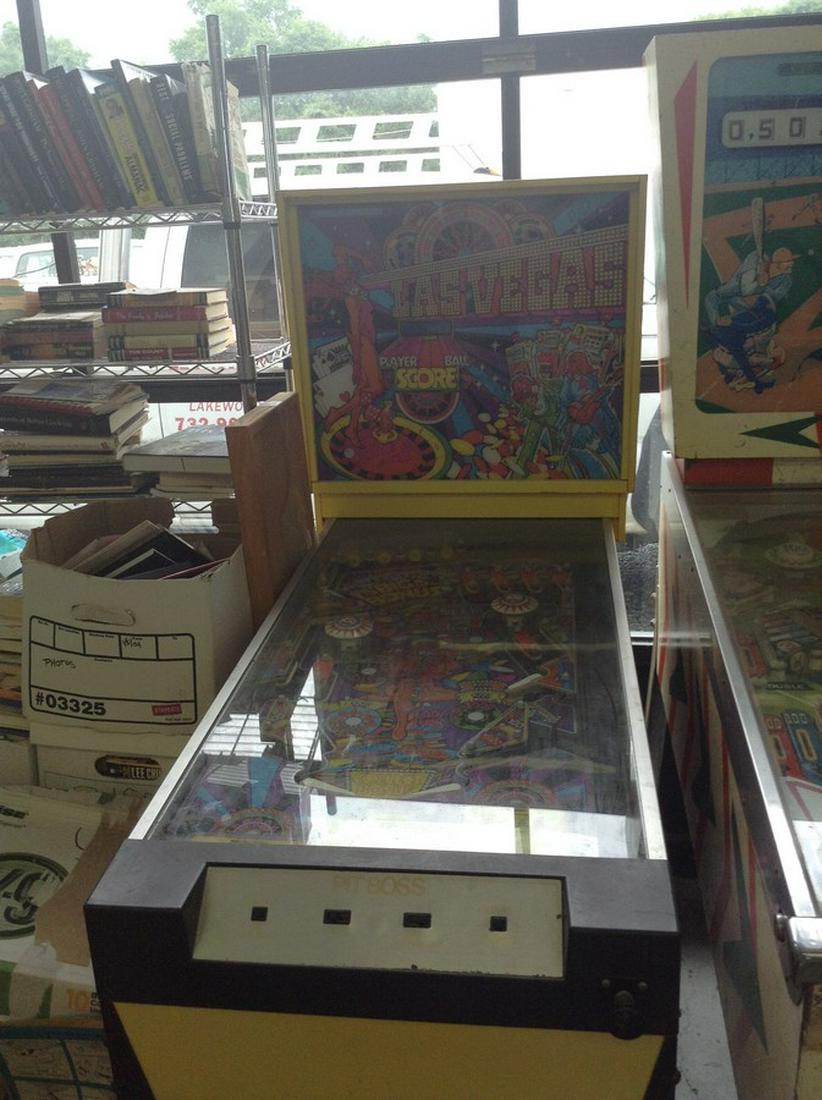 Las Vegas Pit Boss Pinball Machine - Aug 07, 2019 | Emanon Auctions and ...