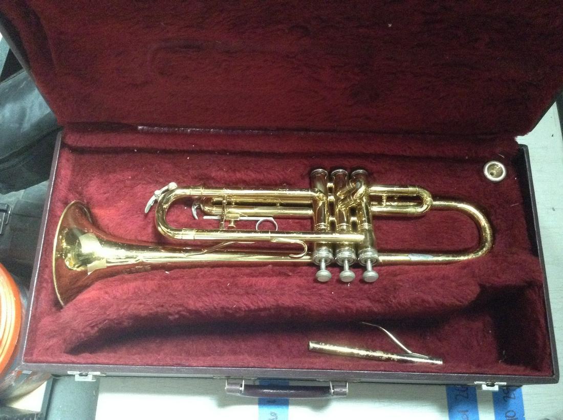 King Trumpet With Case