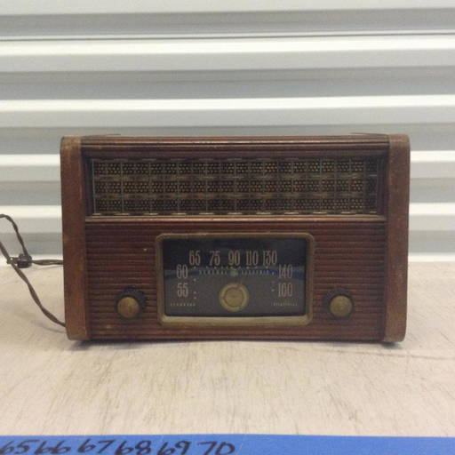Vintage General Electric Radio Model 103