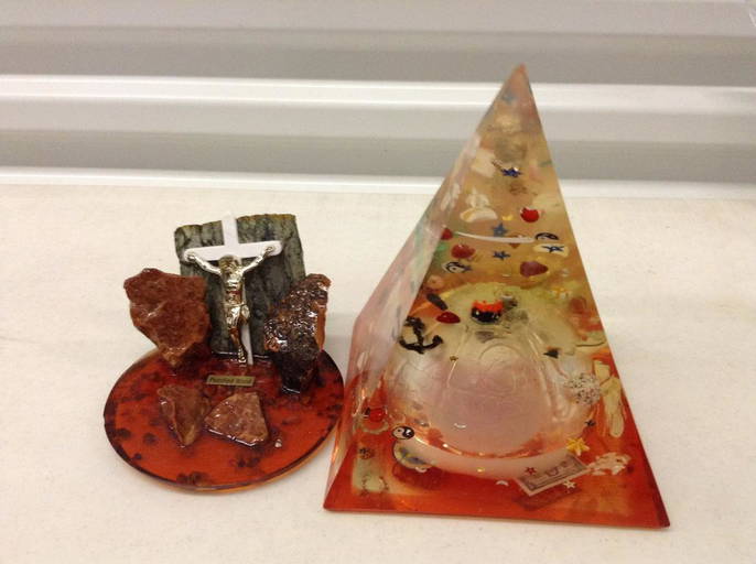 Petrified Wood Jesus Statue And Decorative Pyramid