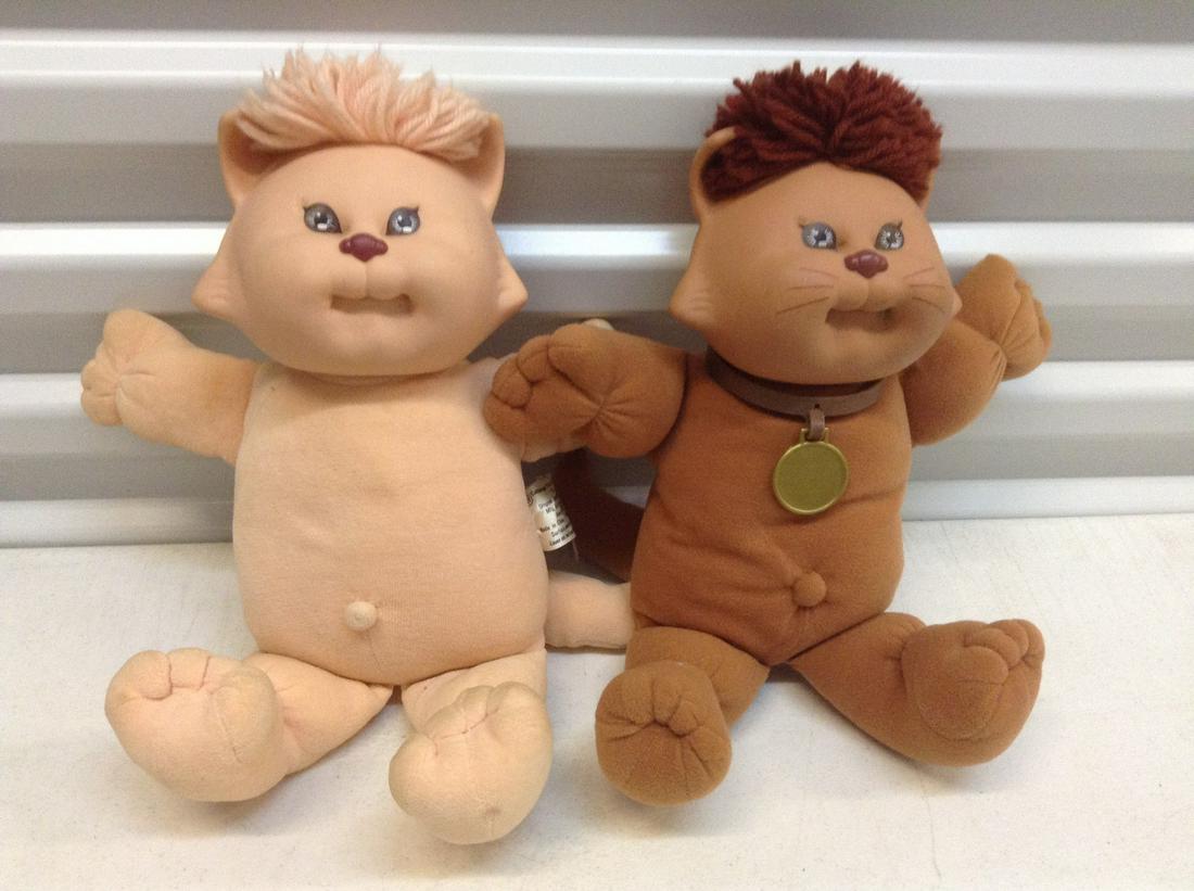 Lot of 1980s Cabbage Patch Koosas Dolls - May 17, 2021 | Emanon ...