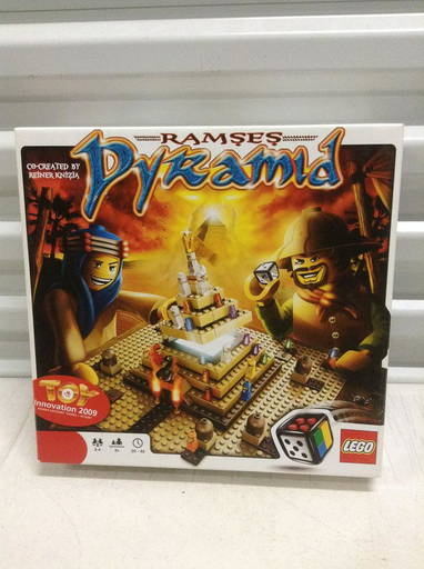 Lego Ramses Pyramid - Jul 19, 2021 | Emanon Auctions and Estate Sales in NJ