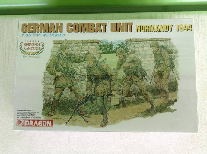 Sealed German Combat Unit Wwii Model Kit