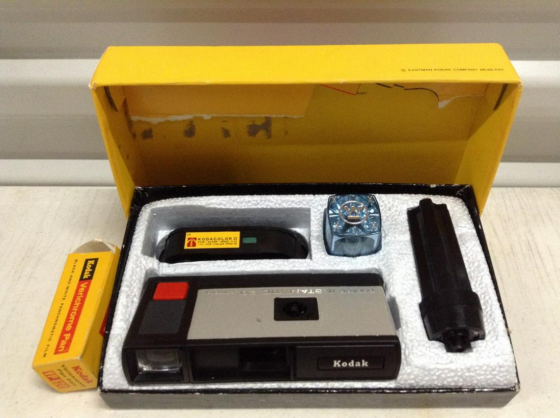 Vintage Kodak Pocket Instamatic 20 With Box And