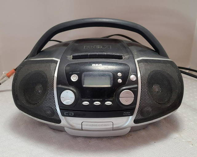 Rca Portable Radio/cassette/cd Player Works