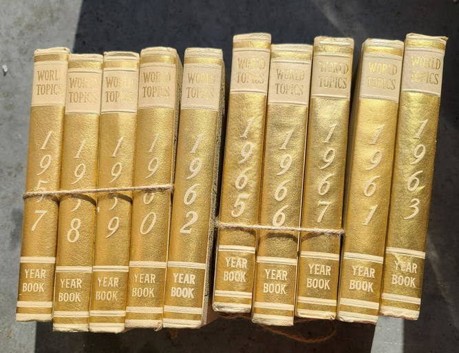 Vintage World Topics Yearbooks - Mar 06, 2022 | Emanon Auctions and ...
