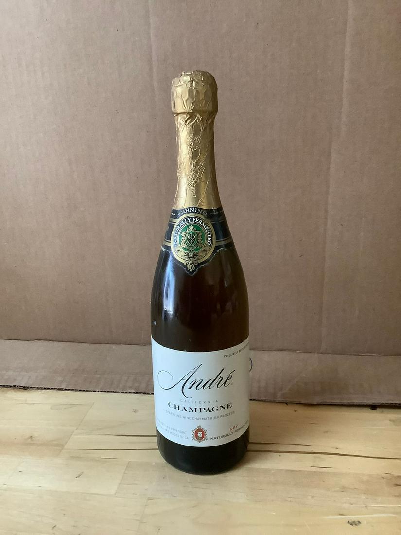 Andre California Champagne Dry 750ml Sealed (#0493) on Sep 26, 2022 ...