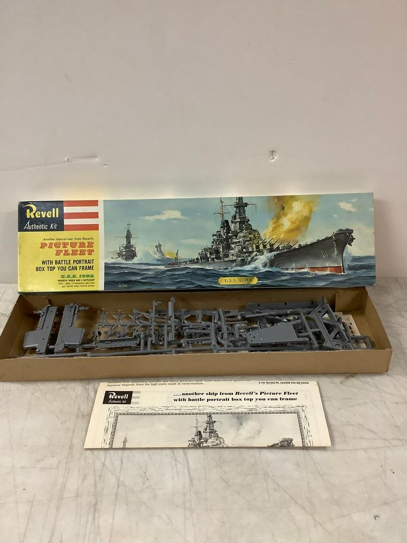 Vintage Revell Picture Fleet Uss Iowa Model Kit