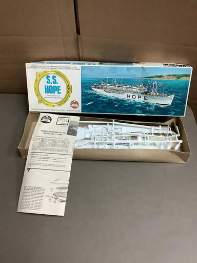 Vintage Ahm S.s. Hope Hospital Ship Model Kit