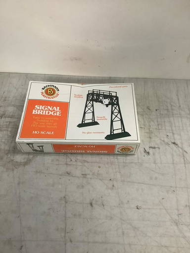 Sealed Bachmann Plasticville Ho Scale Signal Bridge