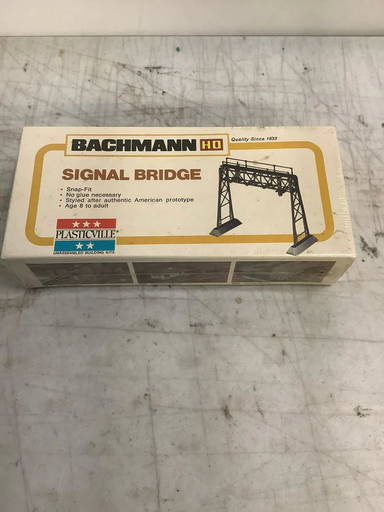 Sealed Bachmann Plasticville Ho Signal Bridge Buiding Kit