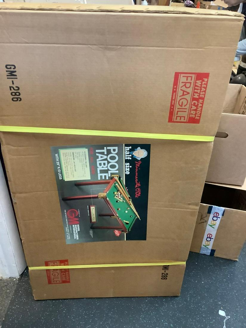 Minnesota Fats Pool Table, Nib Sealed