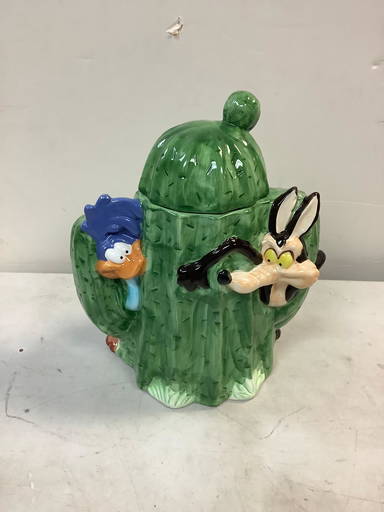 Vintage 1993 Warner Bros. Cookie Jar Wiley Coyote & Road Runner, 12"