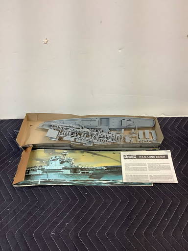 Revell U.s.s. Long Beach Model Kit