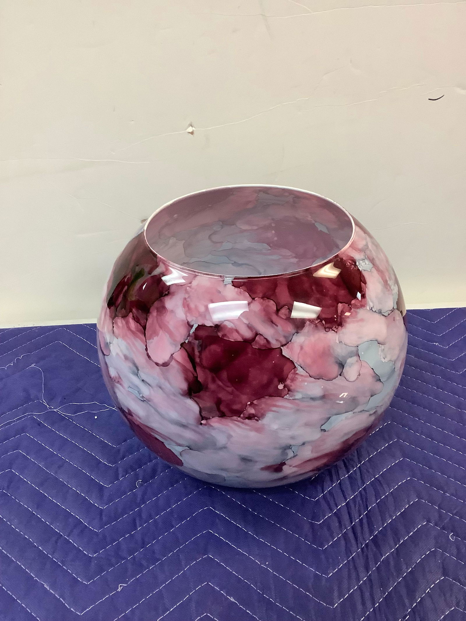 Round Art Glass Vase 10"