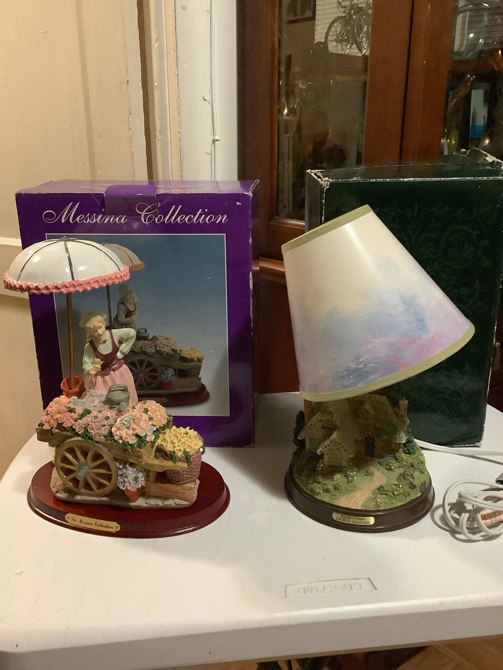 Thomas Kinkade Everett's Cottage Table Lamp And Messina Collection ...