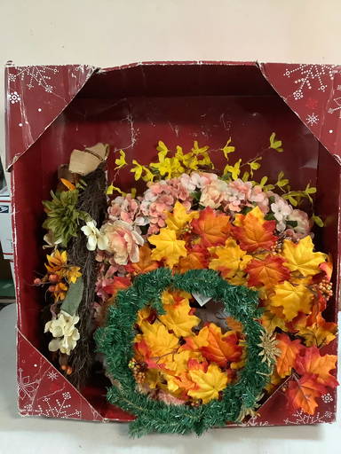 Festive Fall Reef Decoration