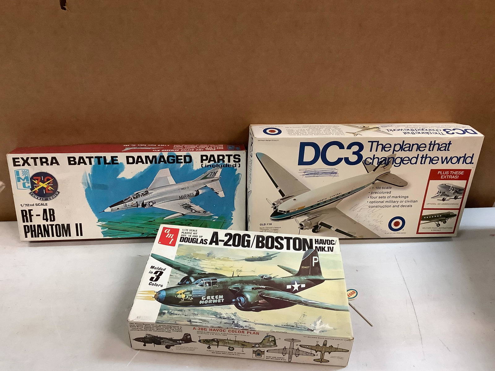 Lot Of Vintage Plane Models(amt, Imc, And Dc3) Auction