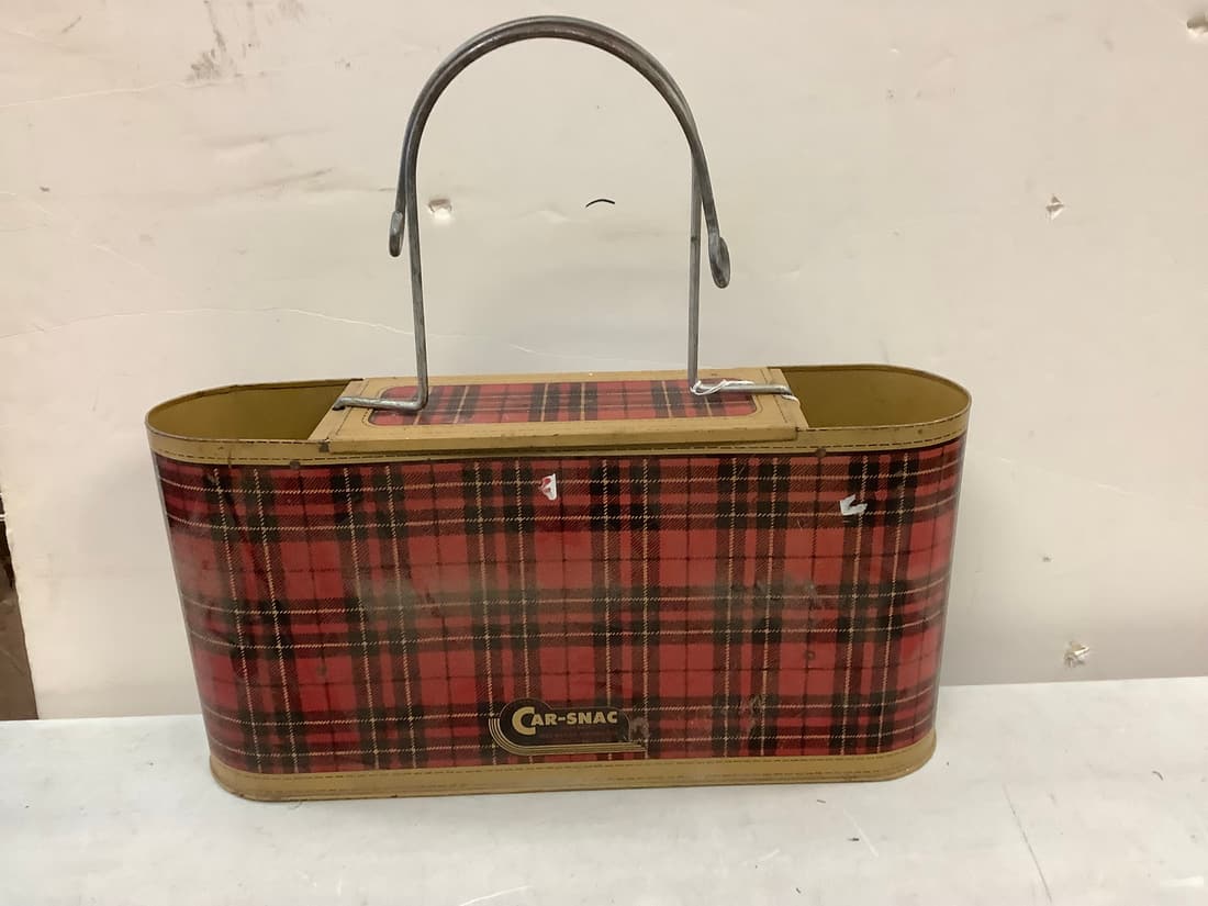 Car-snac Metal Basket Auction