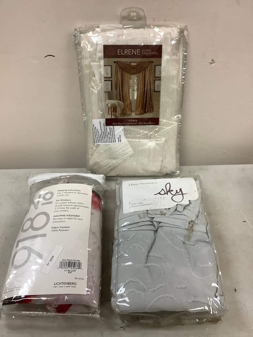 *new* Lot Of Pillow Shams 26x26 And One Rod Panels Auction