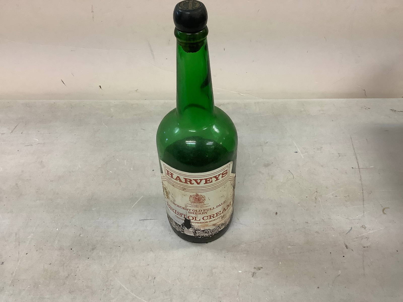 Harveys Bristol Cream Full Pale Sherry Auction