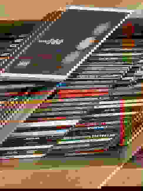 Lot Of Vintage Cds Auction