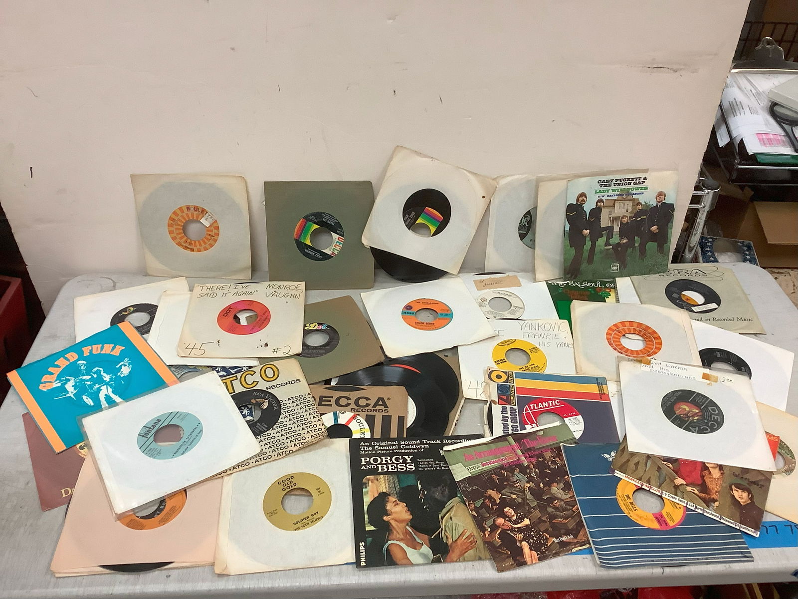 Lot Of Assorted 45s Records Auction