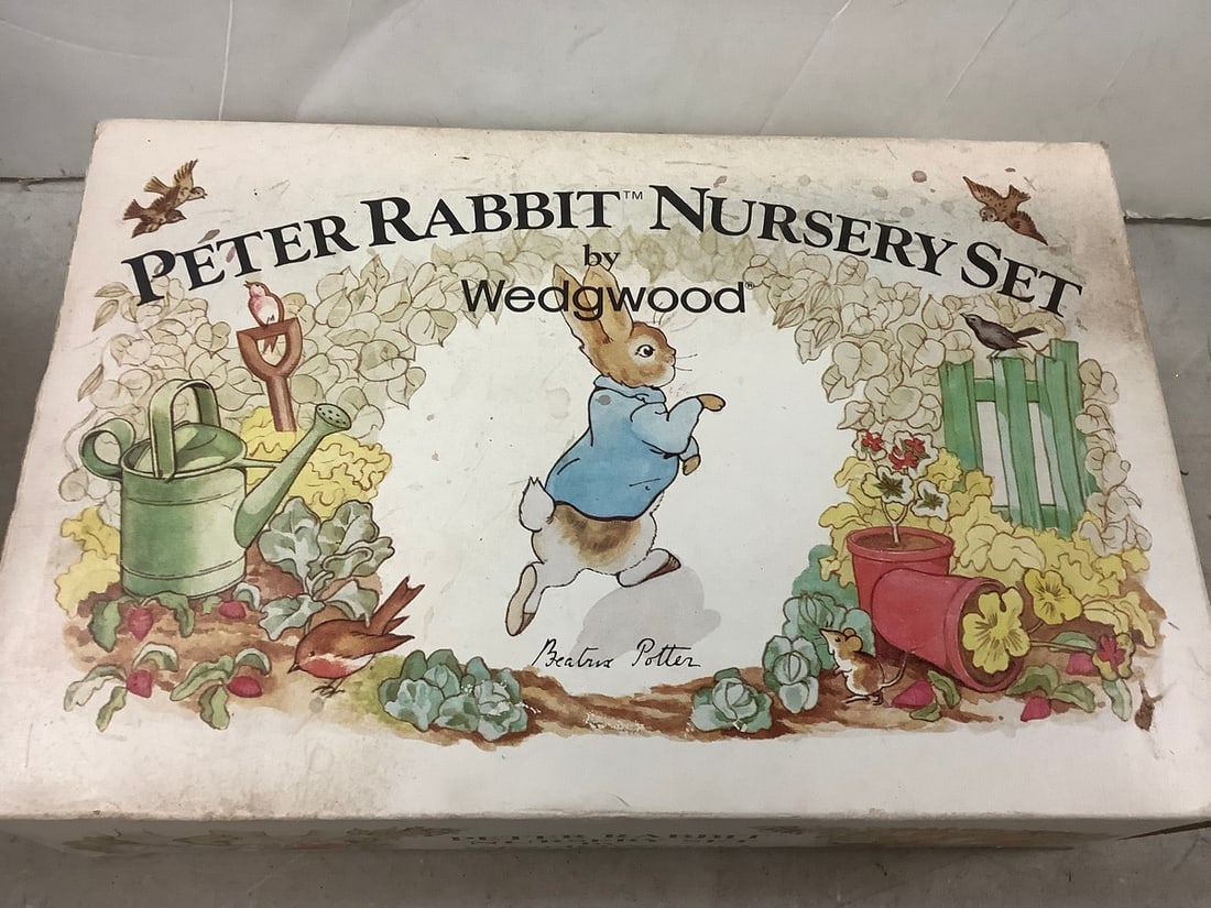Peter Rabbit Wedgewood Nursery Set