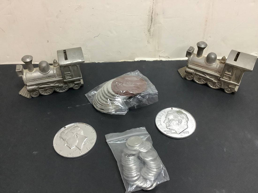 Ryan Thomas Vintage Train Banks(1991, 1992) And Plastic Coins Auction