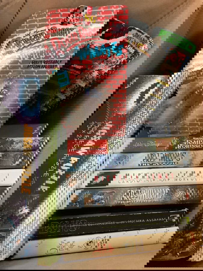 Various Books, Vhs Tapes, The Dark Knight 1000 Piece Jigsaw Puzzle ...