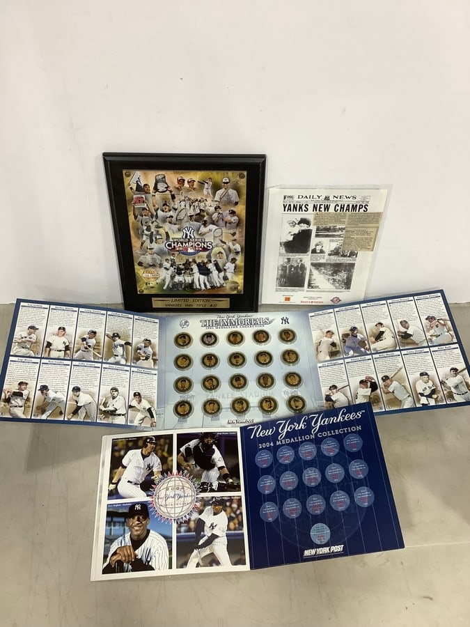 2009 Yankees World Series Champions Plaque (10.5inx13in), Yankees ...