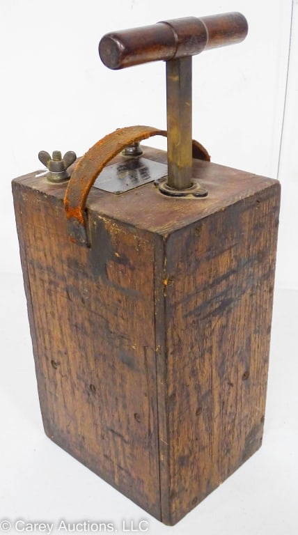 Atlas Blasting Machine Plunger Box # 3-50 Auction