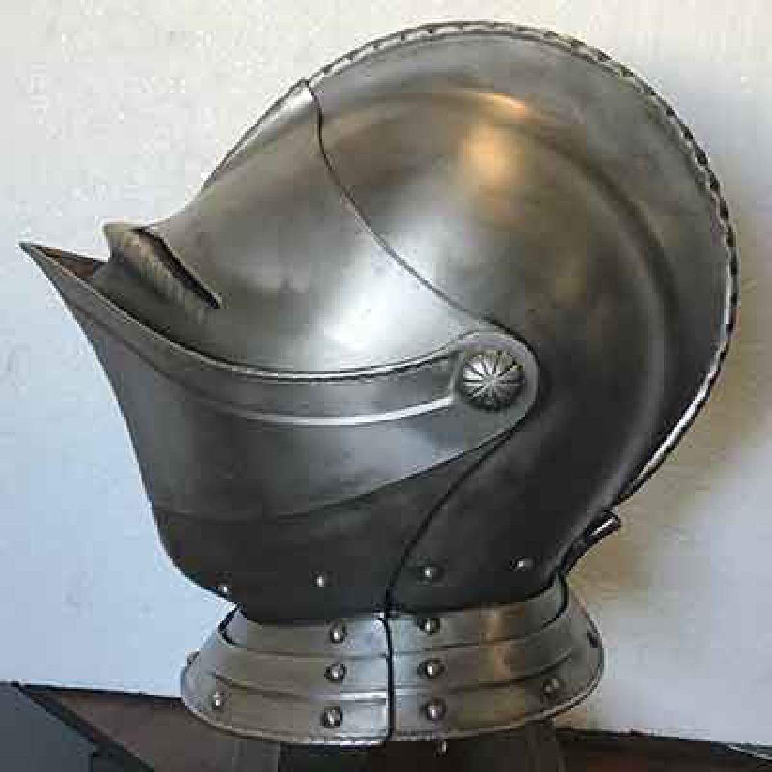 FLEMISH CLOSE HELMET CIRCA 1550 - Mar 24, 2018 | Antique Armor in FL