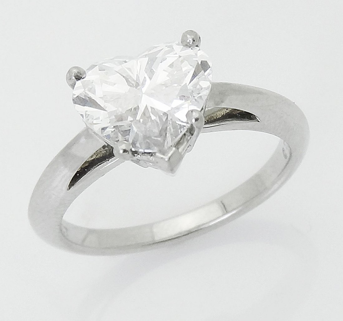 TIFFANY & CO PT 950 2.02CT VS1 E G.I.A. CERT RING