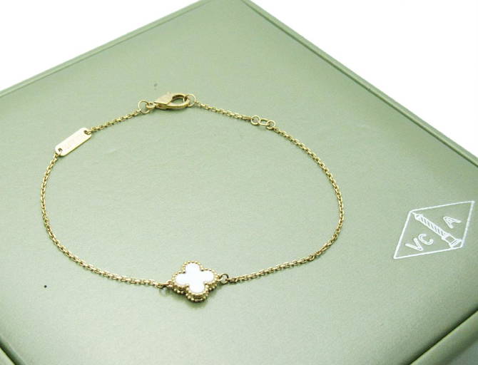 Van Cleef & Arpels Sweet Alhambra Bracelet