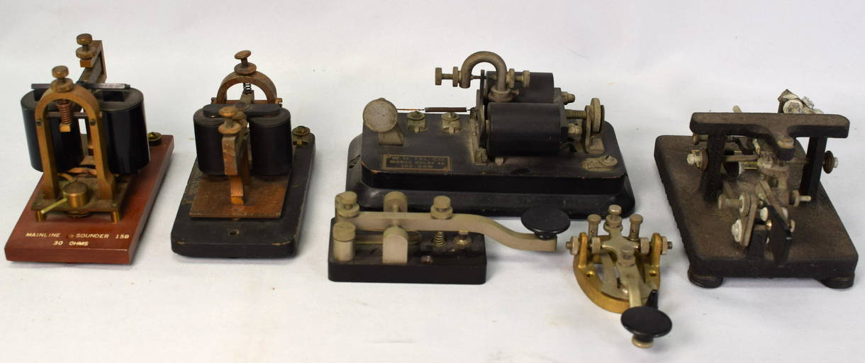 MORSE CODE TELEGRAPH DEVICE & SOUNDER GROUPING - Aug 21, 2022 | White's ...