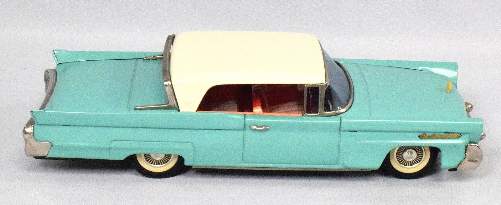 Bandai Continental Mark Iii Lincoln Sedan/box Auction