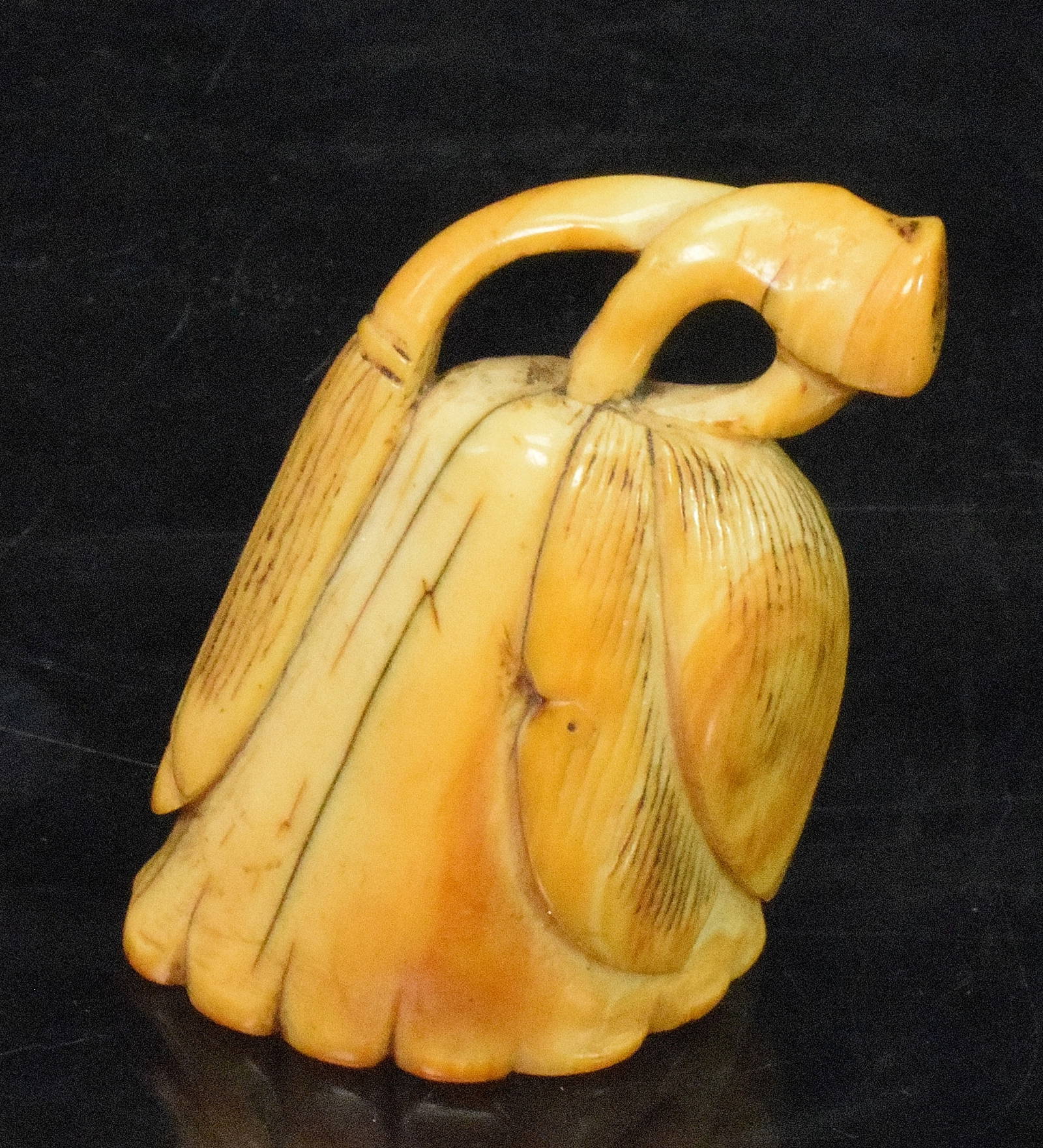 19th Japanese Lotus Flower Netsuke Auction