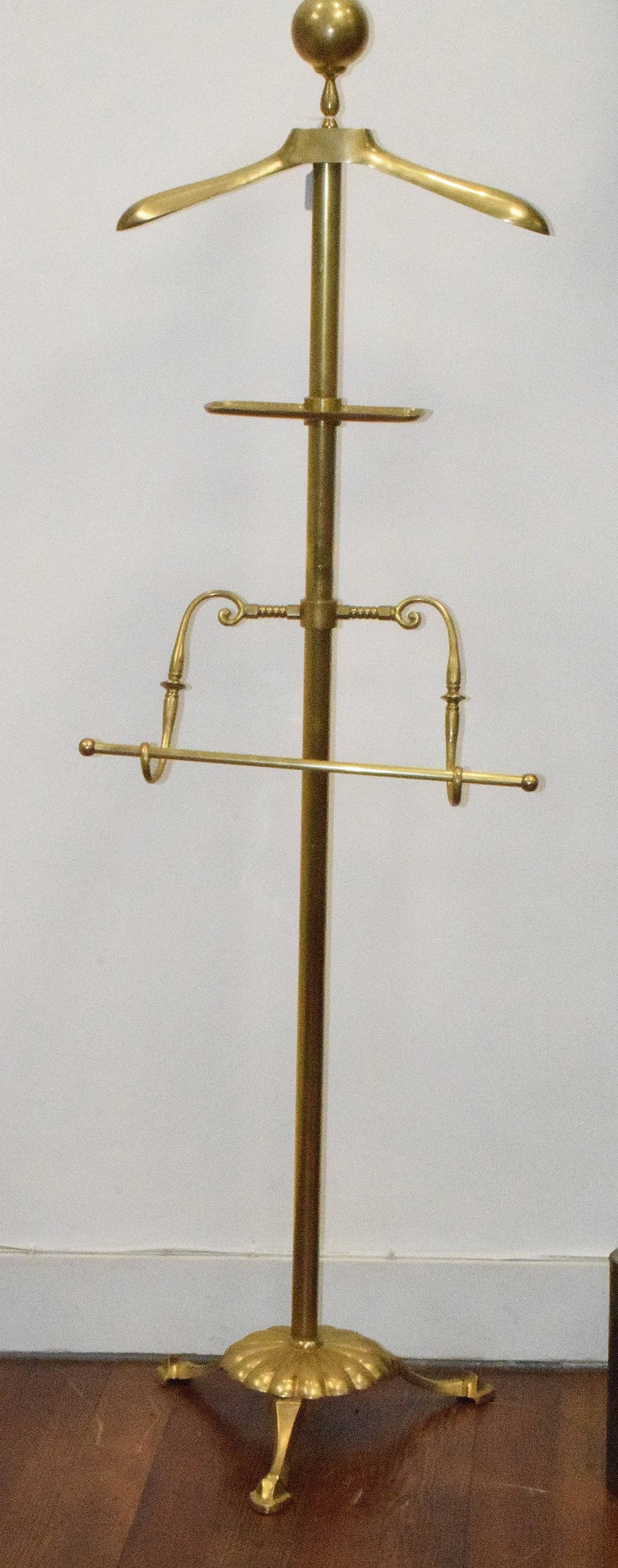 Vintage Brass Silent Butler Dressing Stand Auction