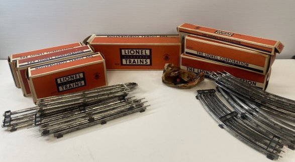 Vintage Rare 1947 Lionel Train Set W/ Transformer & Tracks 9037 Train Set