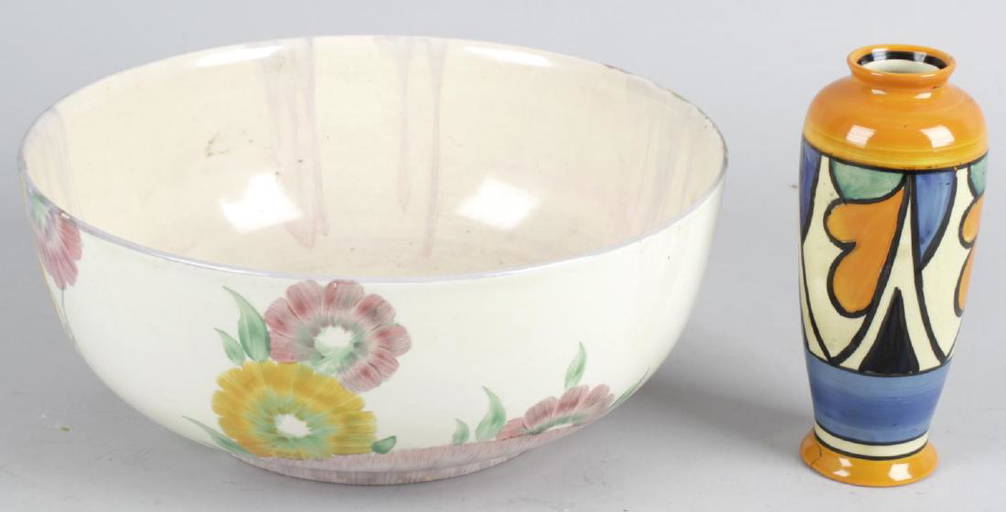 A Clarice Cliff Newport Pottery Bowl, Hand Painted In
