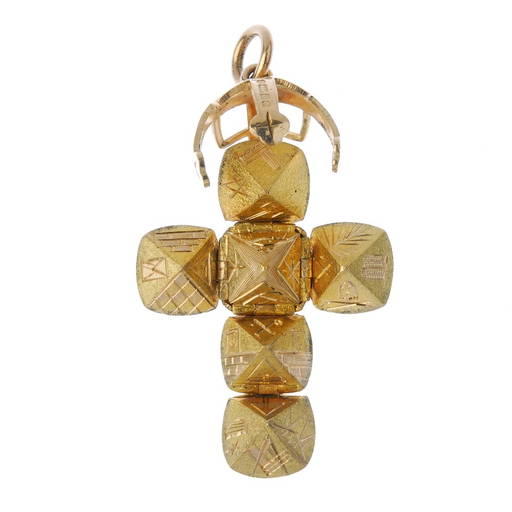 A 9ct Gold Masonic Ball Pendant.