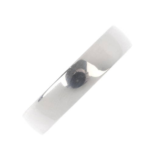 An 18ct Gold Band Ring. Hallmarks For Birmingham. Ring