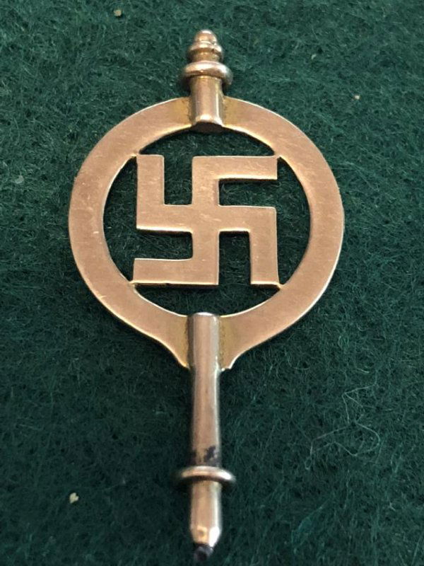Ww1 German Swastika 8k Gold Nazi Pocket Watch Key