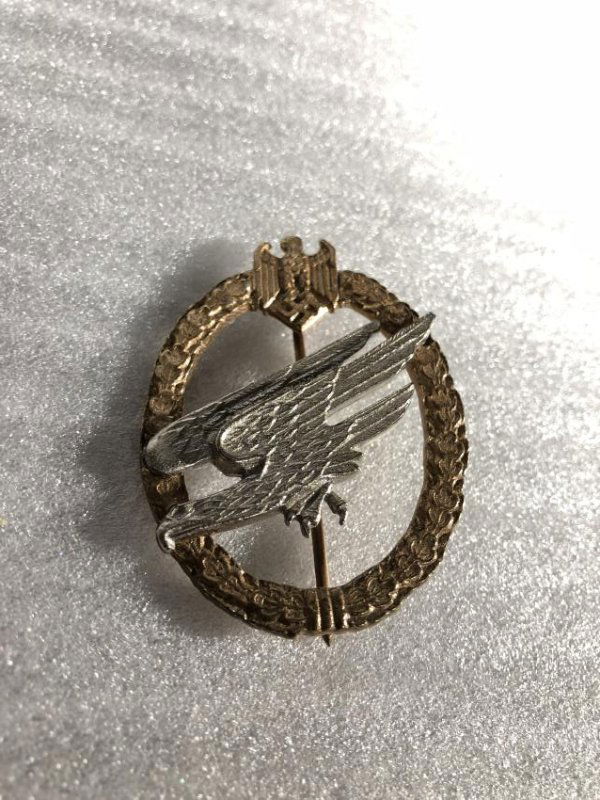 WW2 GERMAN LUFTWAFFE PARACHUTE QUALIFICATION BADGE