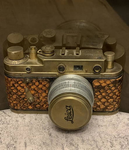 Rare Ww2 German Luftwaffe Pilots Camera With Snake Skin