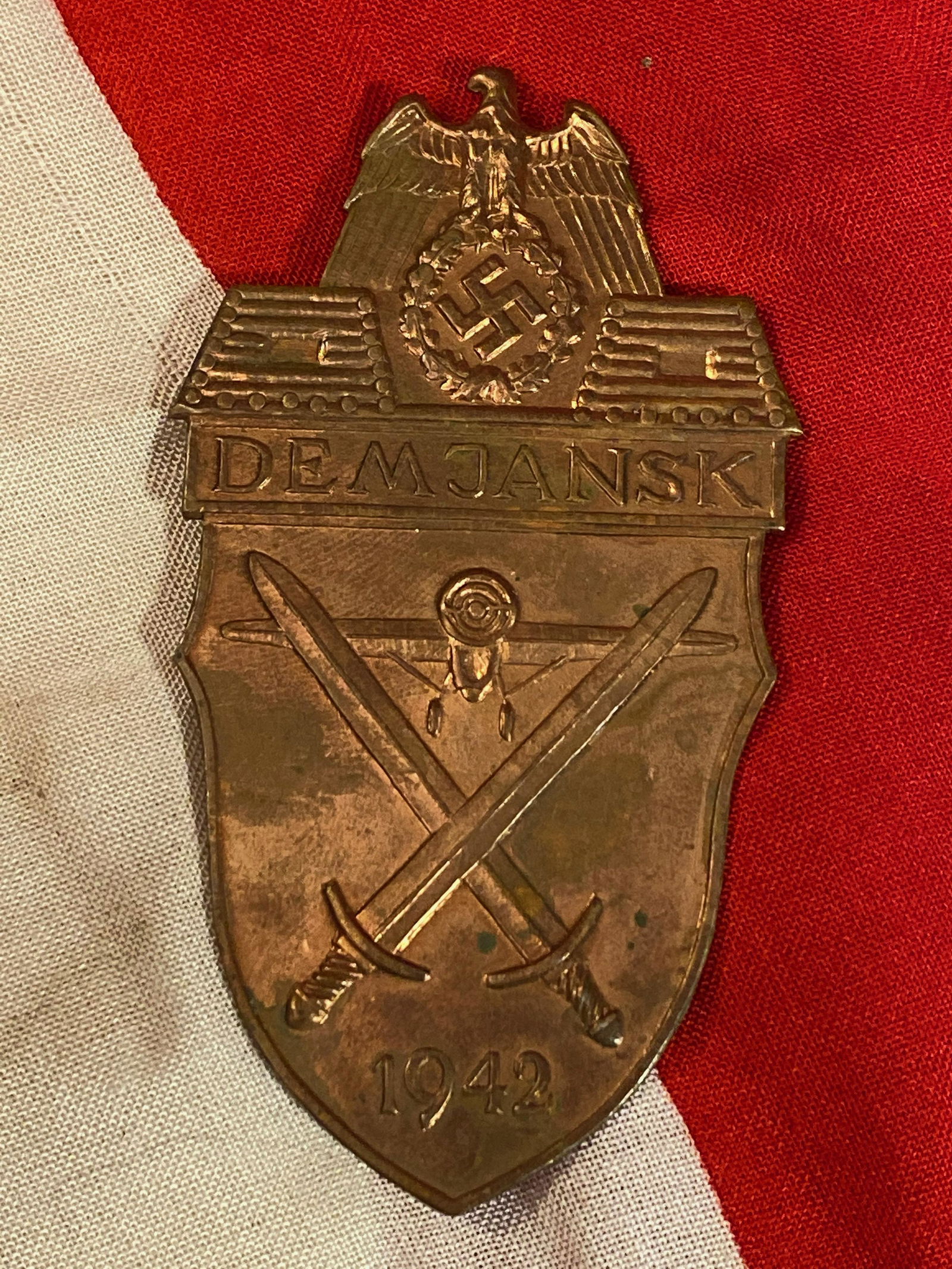 RARE WW2 GERMAN 1942 DEMJANSK SHIELD BADGE - Jan 06, 2020 | Rare ...