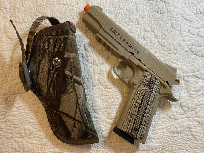 VINTAGE COLT M45A1 CAP GUN WITH HOLSTER - Apr 27, 2020 | Rare Treasures ...