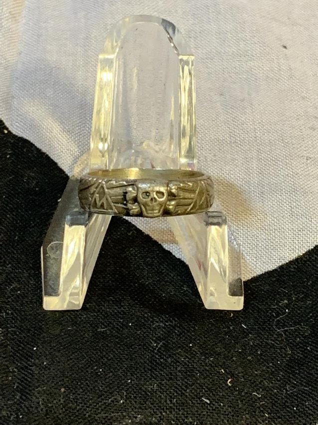 RARE WW2 GERMAN SS TOTENKOPF RING - HIMMLER SIGNED - May 22, 2020 ...